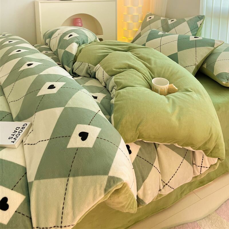 Спальный комплект (матрас + одеяло + подушка + КПБ)！