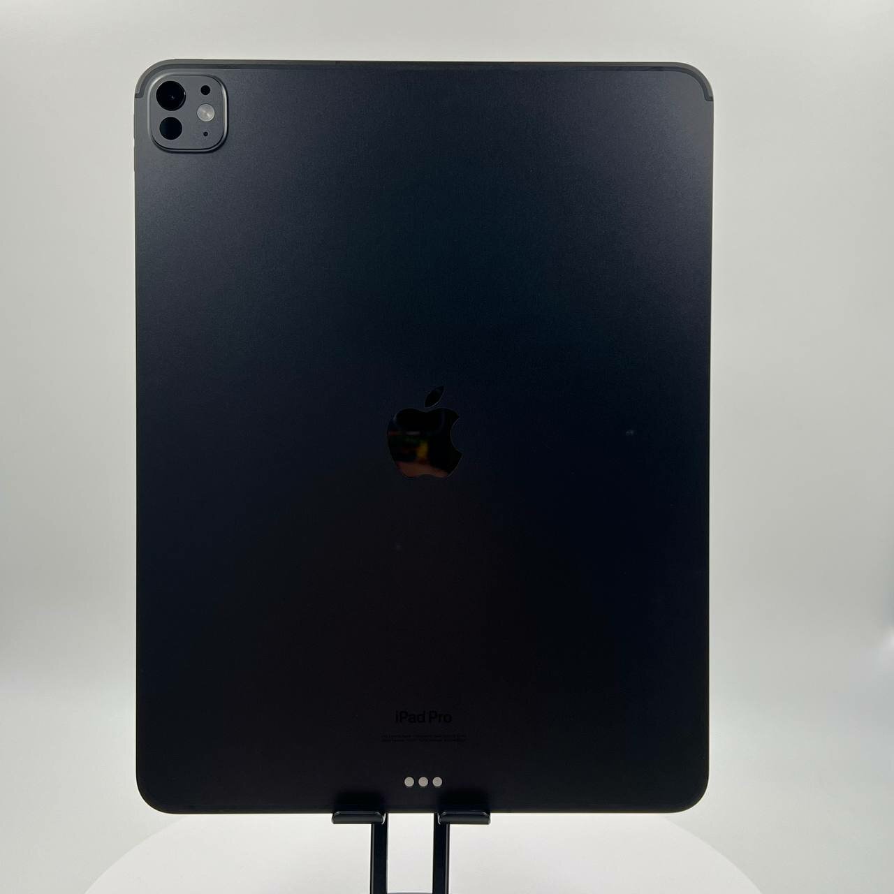 13" Планшет Apple iPad Pro 13 2024, 256 ГБ, Wi-Fi, серый космос
