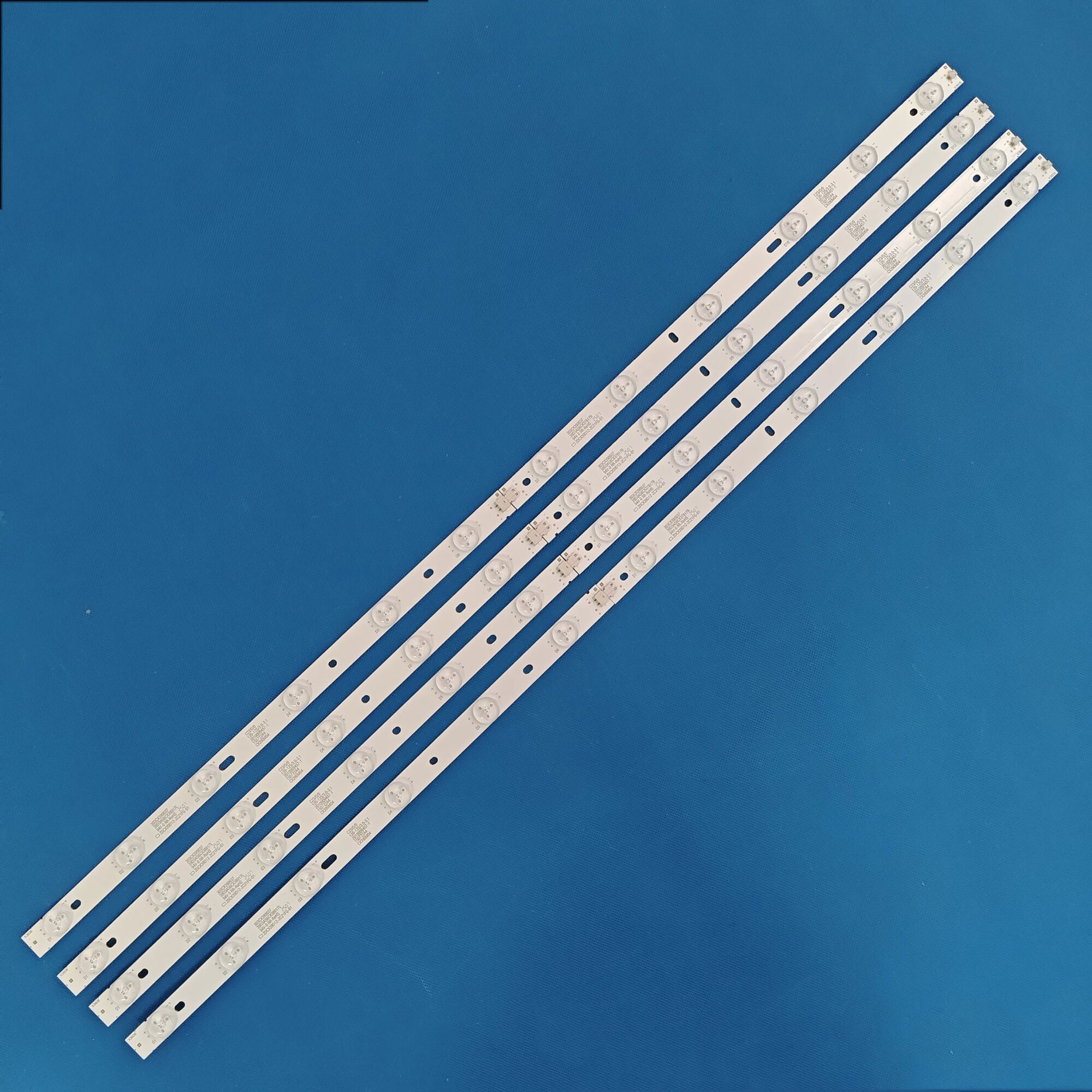 Светодиодная лента 4 шт для ZDCX39D12-ZC21FG-01 303CX390037 4 pieces FOR 1TV