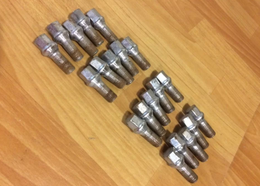 Болт колесный, Шкода Октавия, Б/У