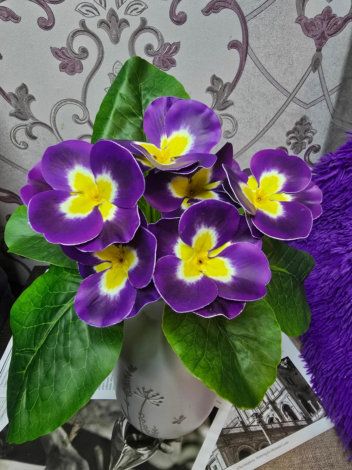 Искусственные цветы Holodilova "Анютины глазки", декоративный горшок, высота 25см