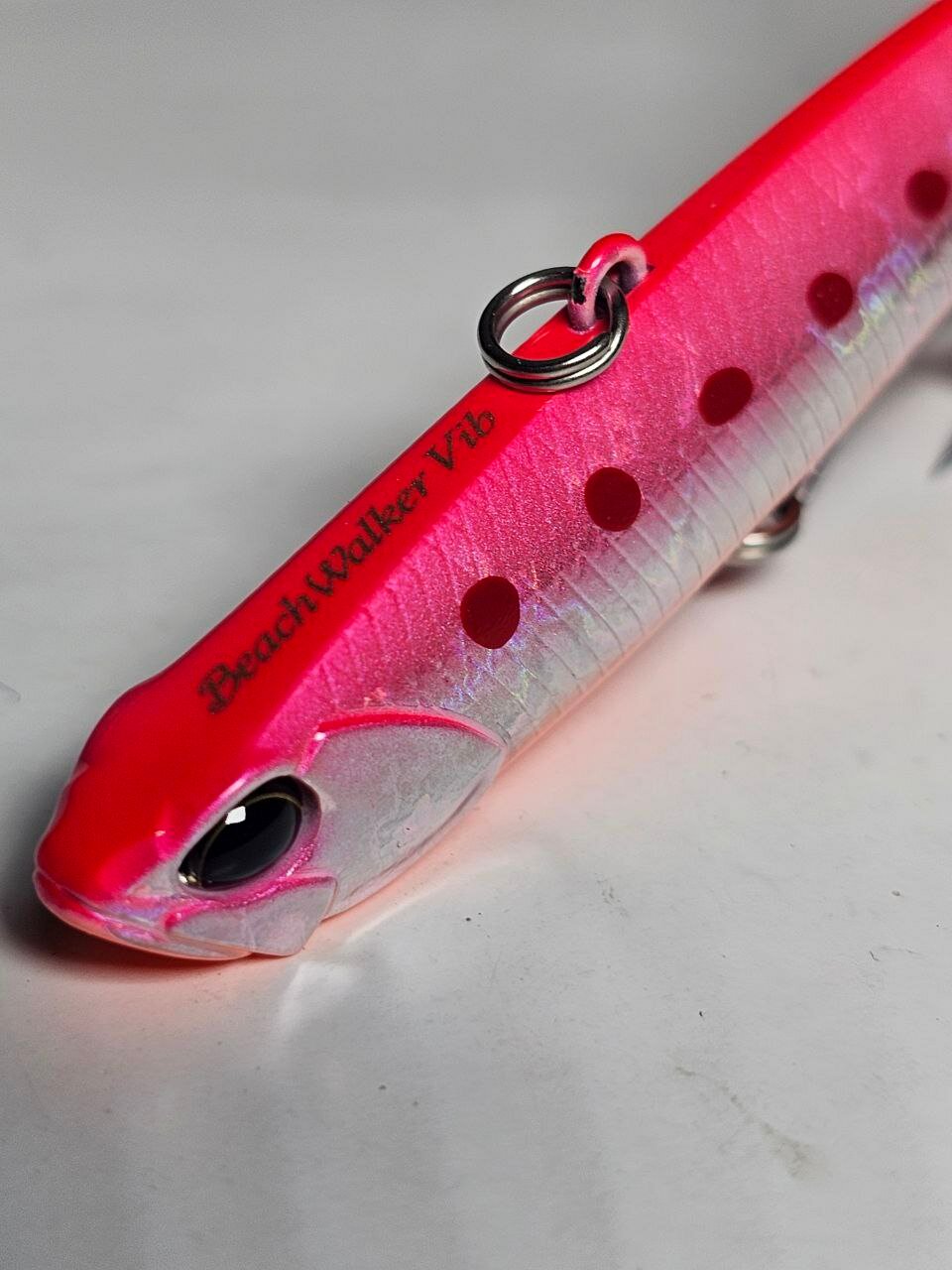 Воблер DUO Beach Walker Vib 100. Pink SardineВиб тонущий зимний
