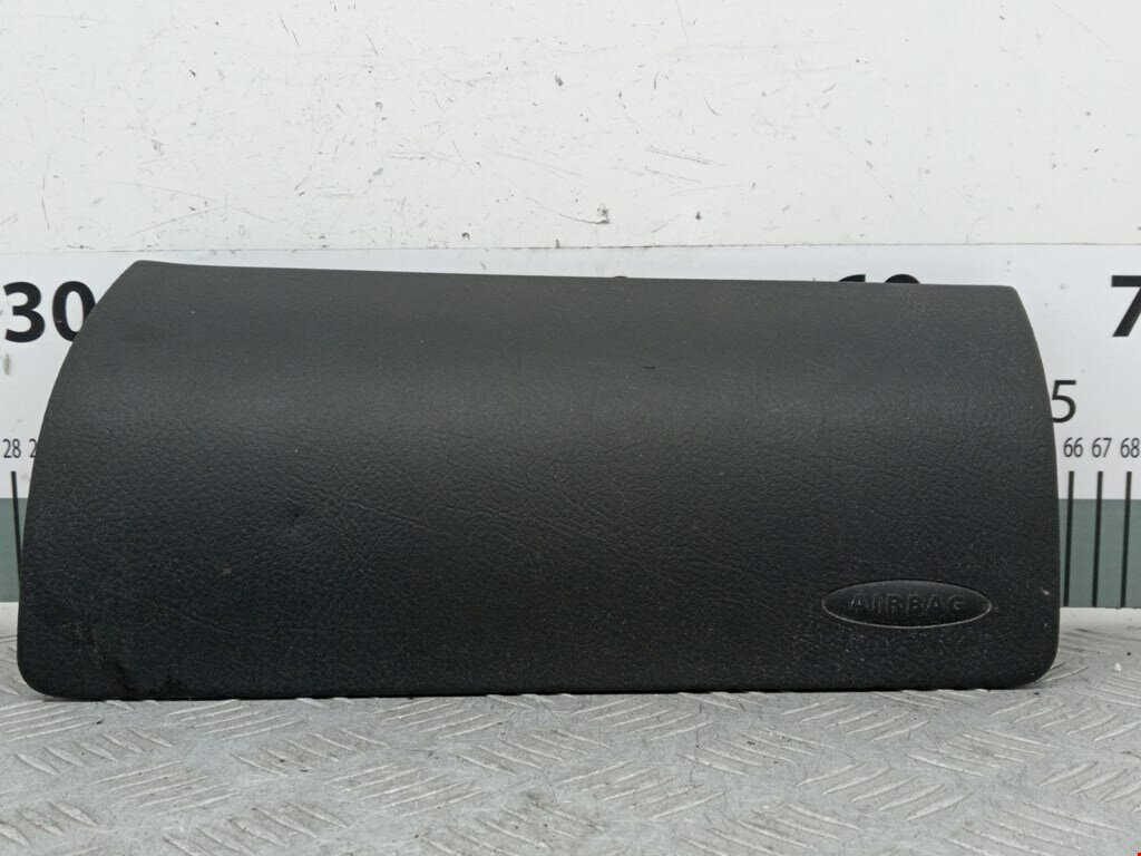 Накладка декоративная на торпедо Volkswagen Golf 4 1J1880261C арт. 2157891