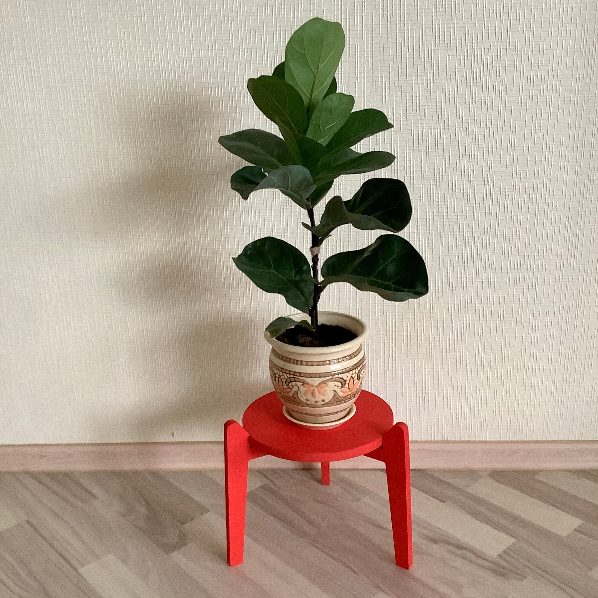 Подставка цветочная красная