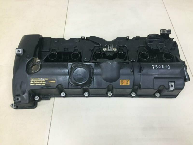 Крышка головки блока клапанная BMW 1-Series E82 2007-2011 кат.номер: 11127552281