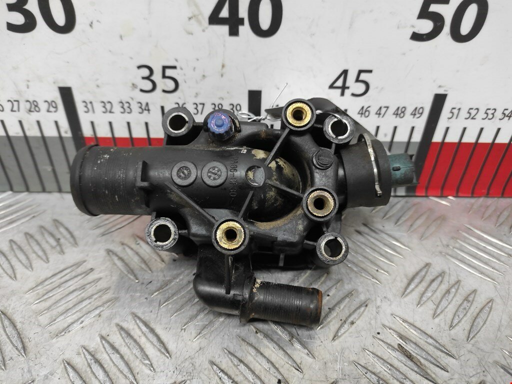 Корпус термостата Peugeot 207 1336Z0 арт. 2205128