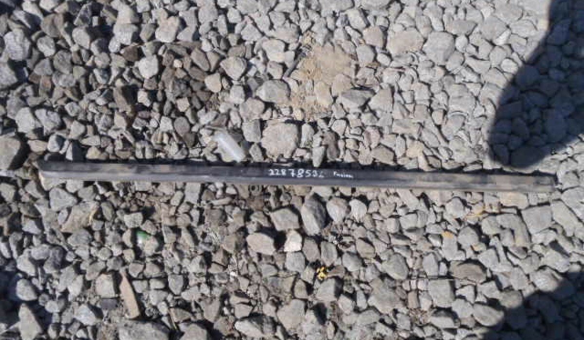 Накладка стекла заднего левого (бархотка) Fusion Ford 1374122