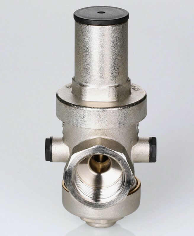 Редуктор давления мембранный 11/2 (1- 5 бар.) под манометр 1/4 VALTEC