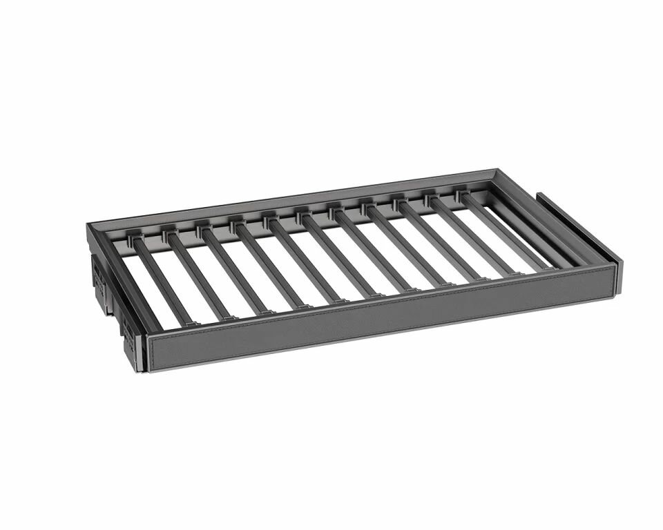 Выдвижная брючница наборного типа ALPHALUX Aiden в базу 600 мм, 564х430х68 (ШхГхВ), экокожа, темно-серый