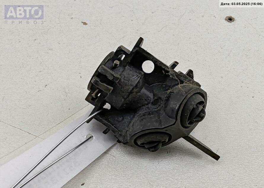 Форсунка омывателя фар Renault Espace 4 (2002-2014)