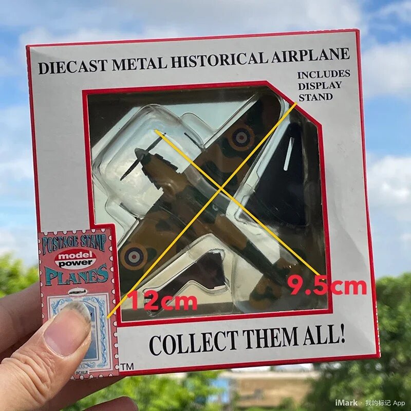 Металлическая модель самолета HYINUO Hurricane MK II 1/100