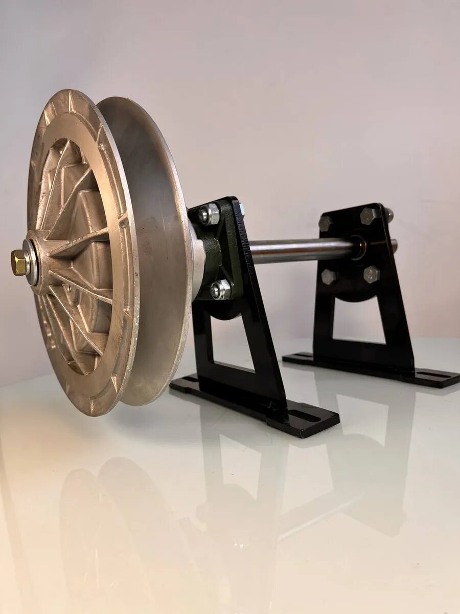 Вариатор 2-х опорный усиленный с кронштейном (шкивы снаружи)