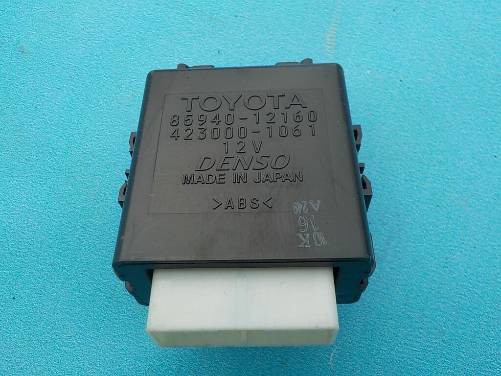 Блок управления стеклоочистителями TOYOTA Corolla E15 2006-2013 8594012160 - Б/У