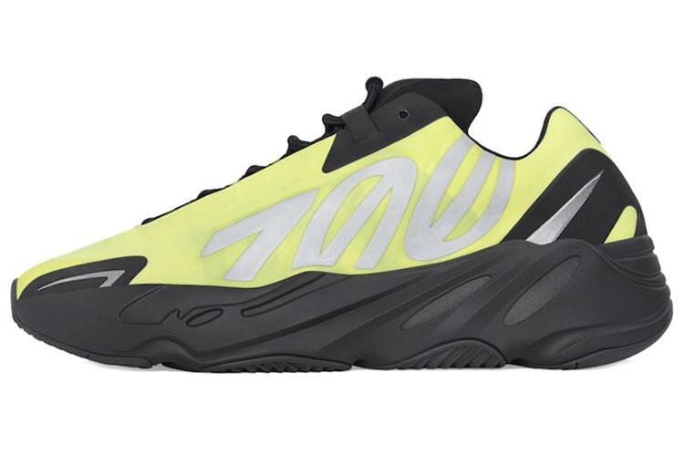 Кроссовки YEEZY BOOST 700 MNVN