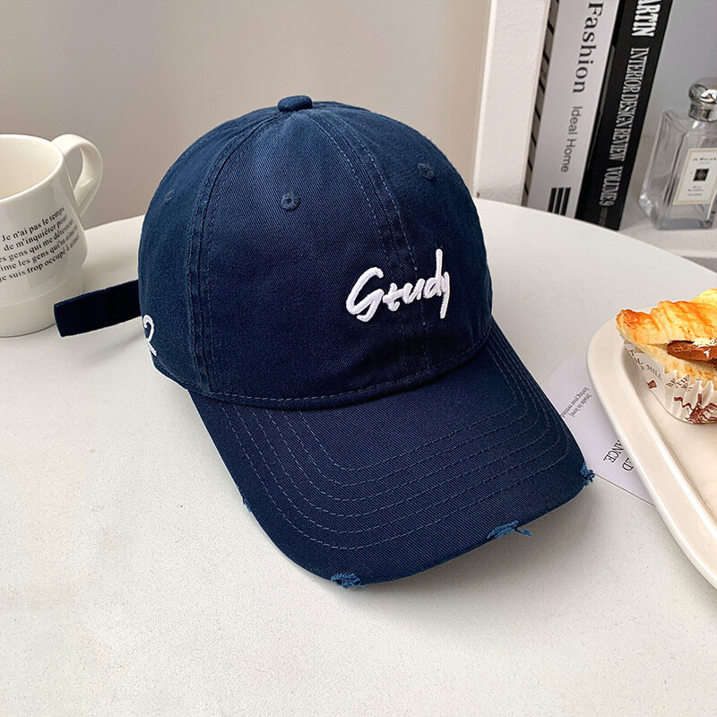 Красное лицо с маленькими буквами. Широкополая шляпа в американском стиле, остроконечная шляпа с большим лицом, большая окружность головы, увеличенная и углубленная шляпа, бейсболка для женщин.