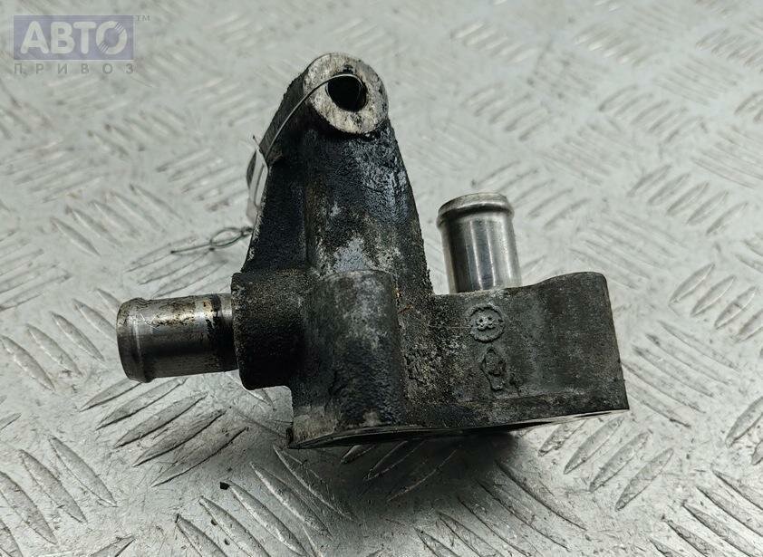 Фланец (тройник) системы охлаждения Opel Vectra B (1995-2002)