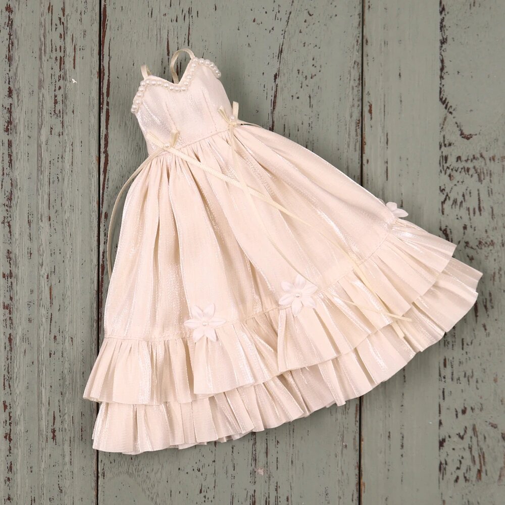 Белое платье для куклы Blyth DBS