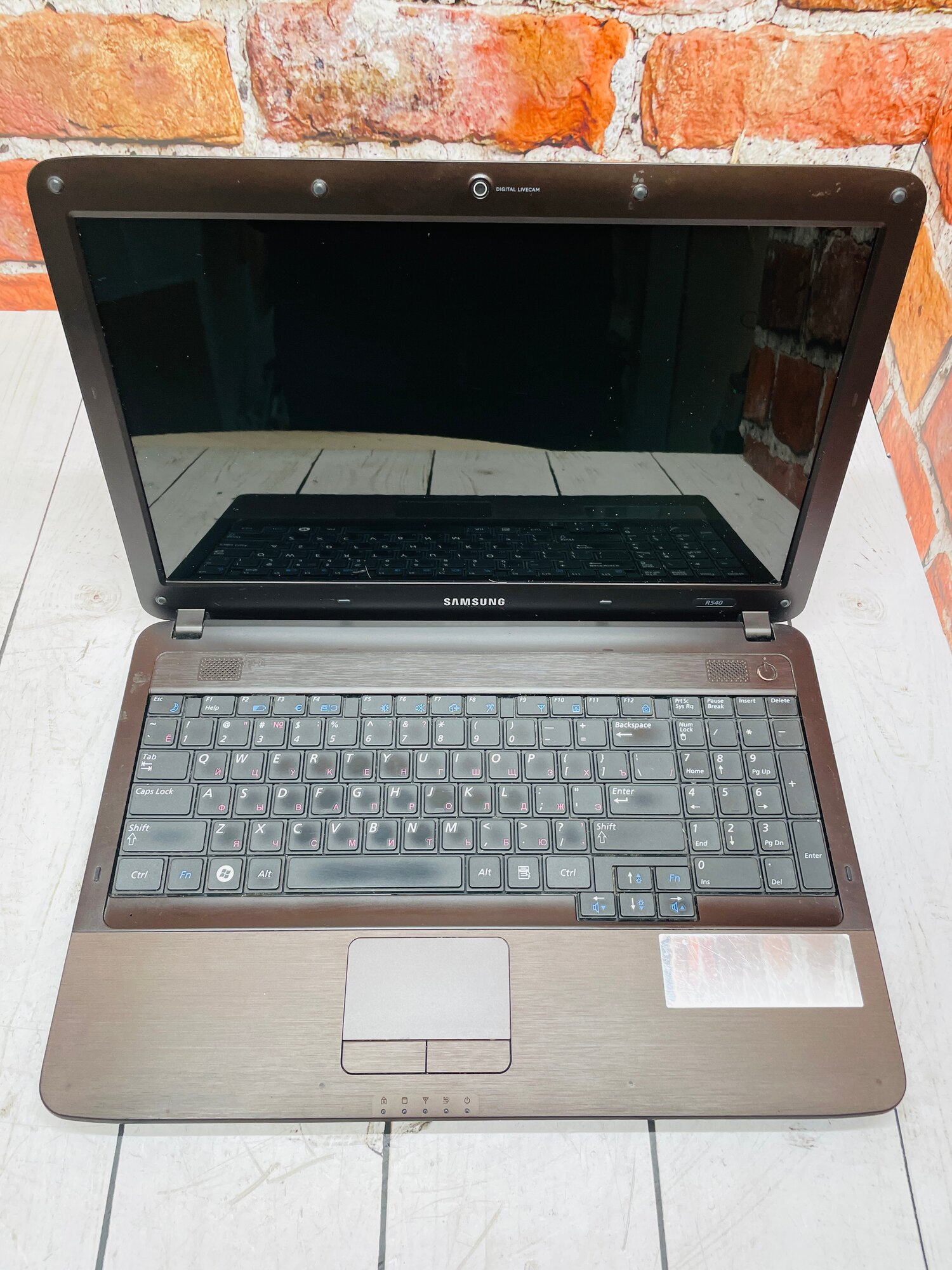Игровой ноутбук 15,6, Samsung R540, Intel Core i3 m350, 3 Gb DDR3, 500 Gb HDD, AMD Radeon HD 4500