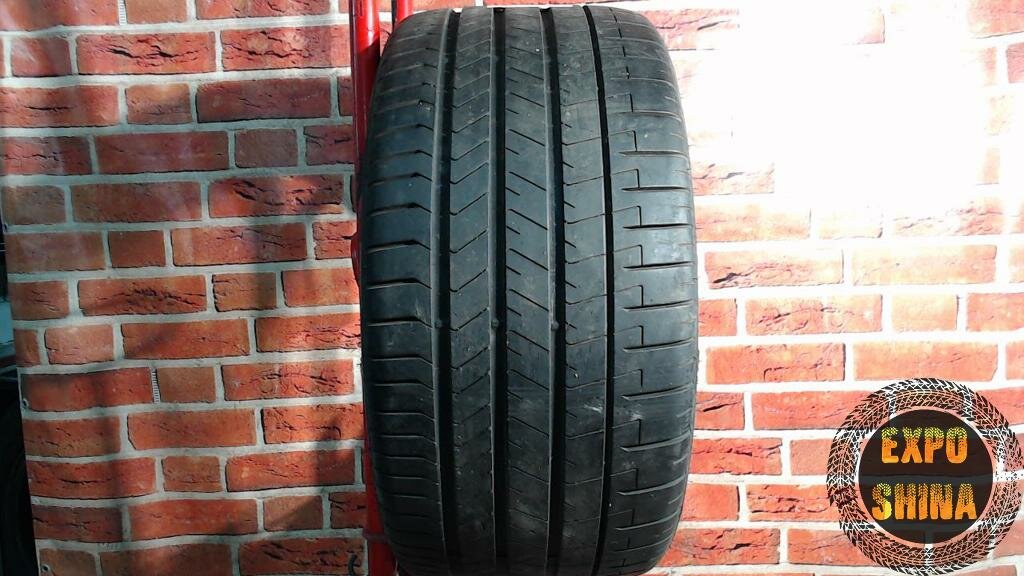 Одна летняя шина БУ Pirelli P Zero PZ4 315/35 R21 111Y