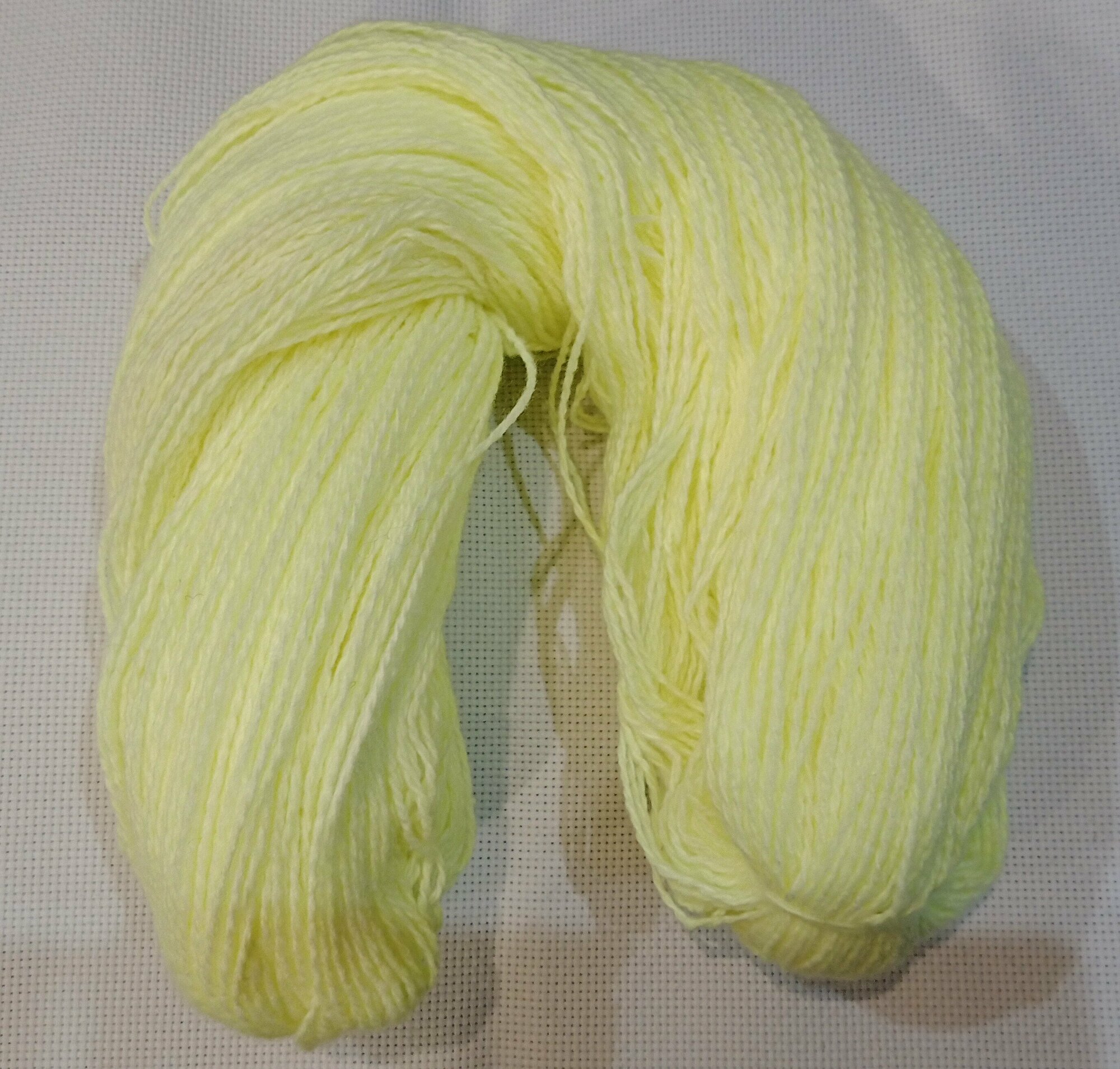 Карачаевская пряжа 100% акрил, 250гр-250м(1 пасма)