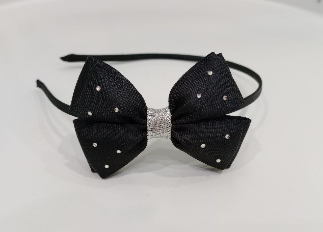 Ободок с черно-серебряным бантиком со стразами ручной работы от бренда Bantichelli