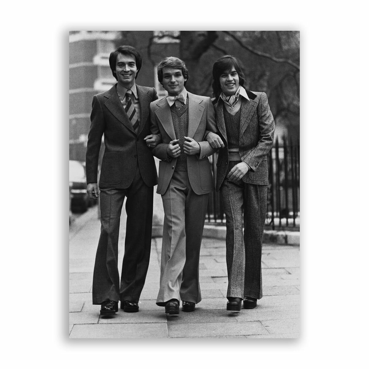 Постер, плакат на бумаге / Ив Сен-Лоран - Модельер / Размер 30 x 40 см