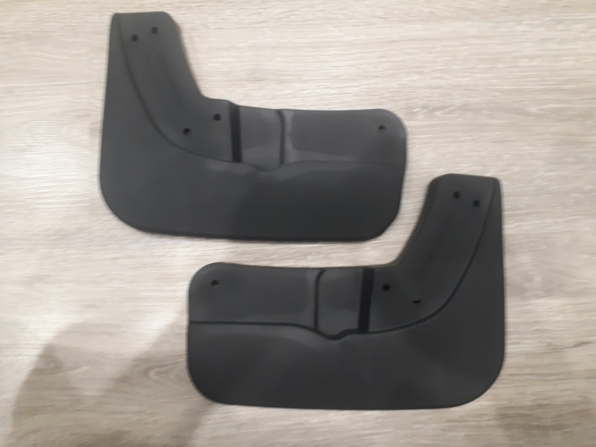 Веста Кросс Брызговики передние комплект