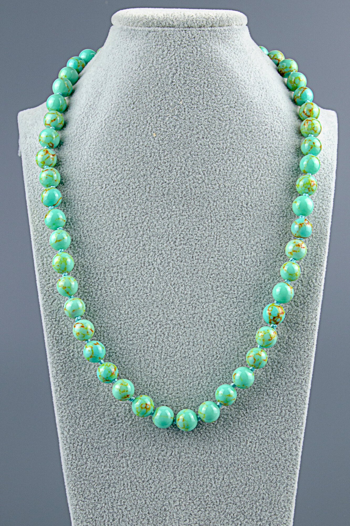 Бусы, бирюза