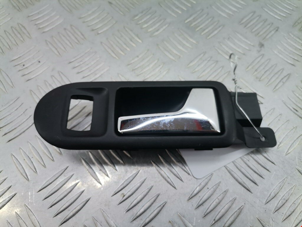 Ручка двери внутренняя передняя правая Volkswagen Golf 4 3B1837114T арт. 1840972