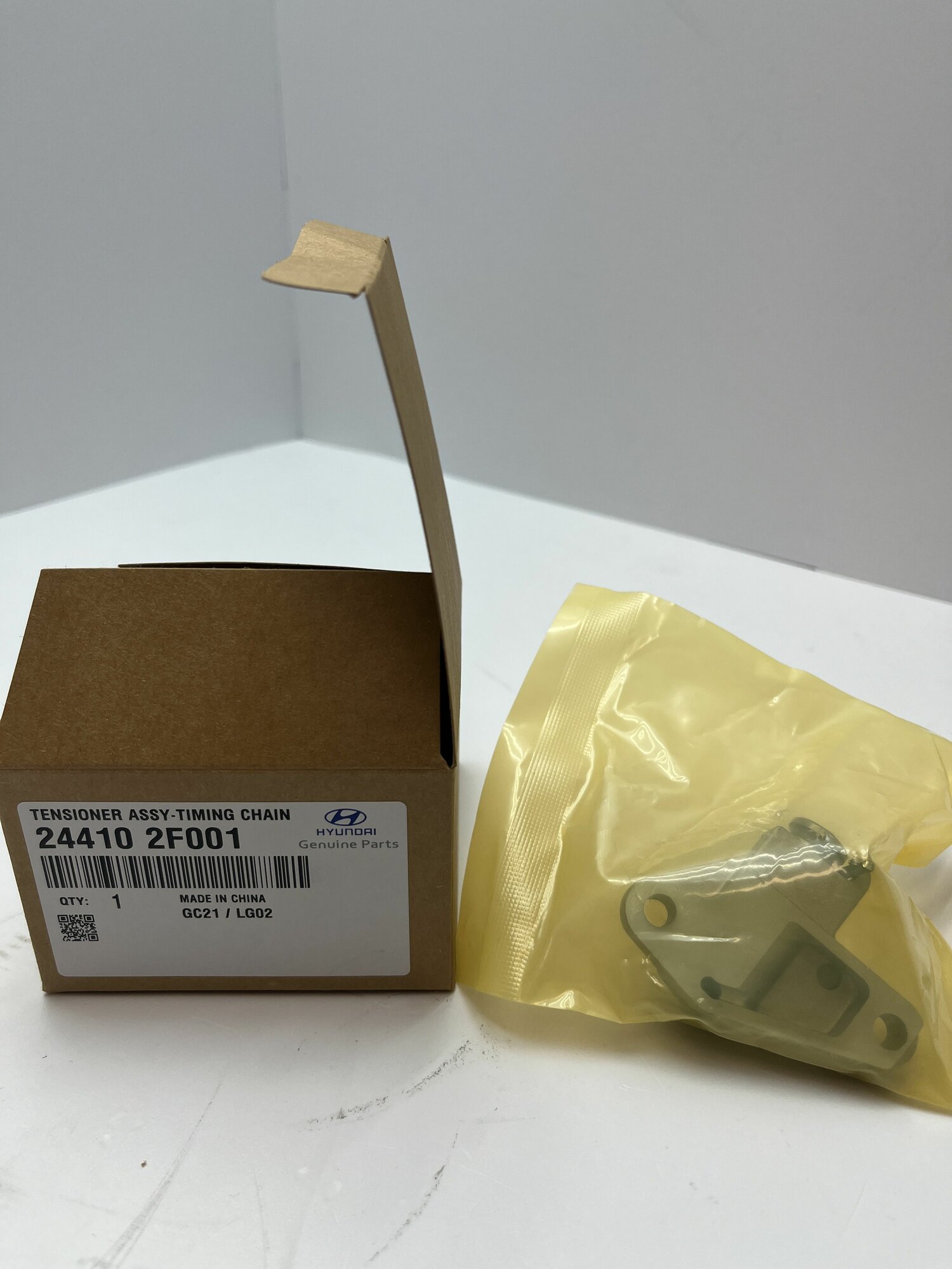 Натяжитель цепи ГРМ 244102F001 HYUNDAI-KIA