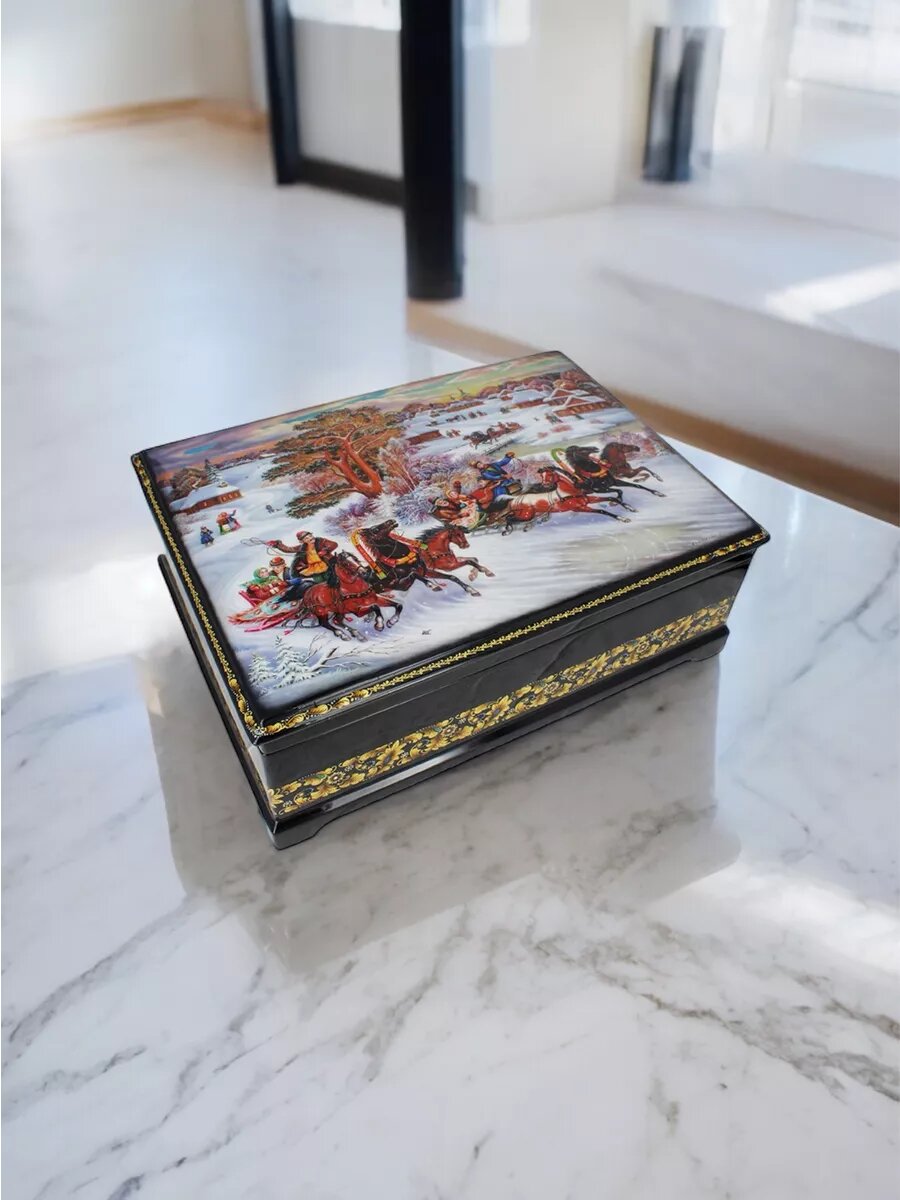 Шкатулка Китобой "Тройка", папье-маше, лаковая миниатюра, ручная роспись