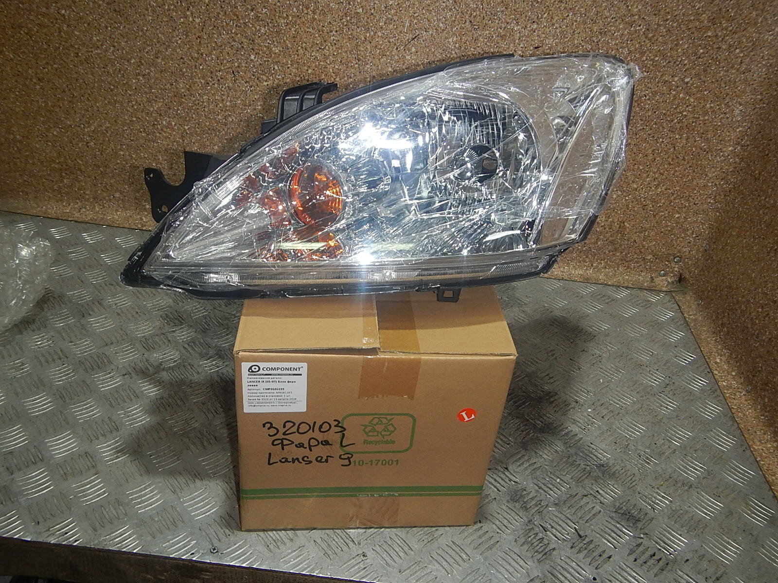 Б/У Фара левая, Mitsubishi (Митсубиси)-LANCER 9 (CS) (03-06) MITSUBISHI LANCER 9 (CS) (03-06) Без электрокорректора Новый...