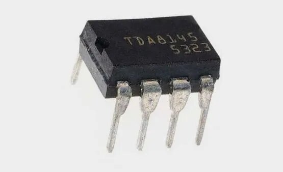 Микросхема TDA8145 TDA 8145 DIP8.10 штук.
