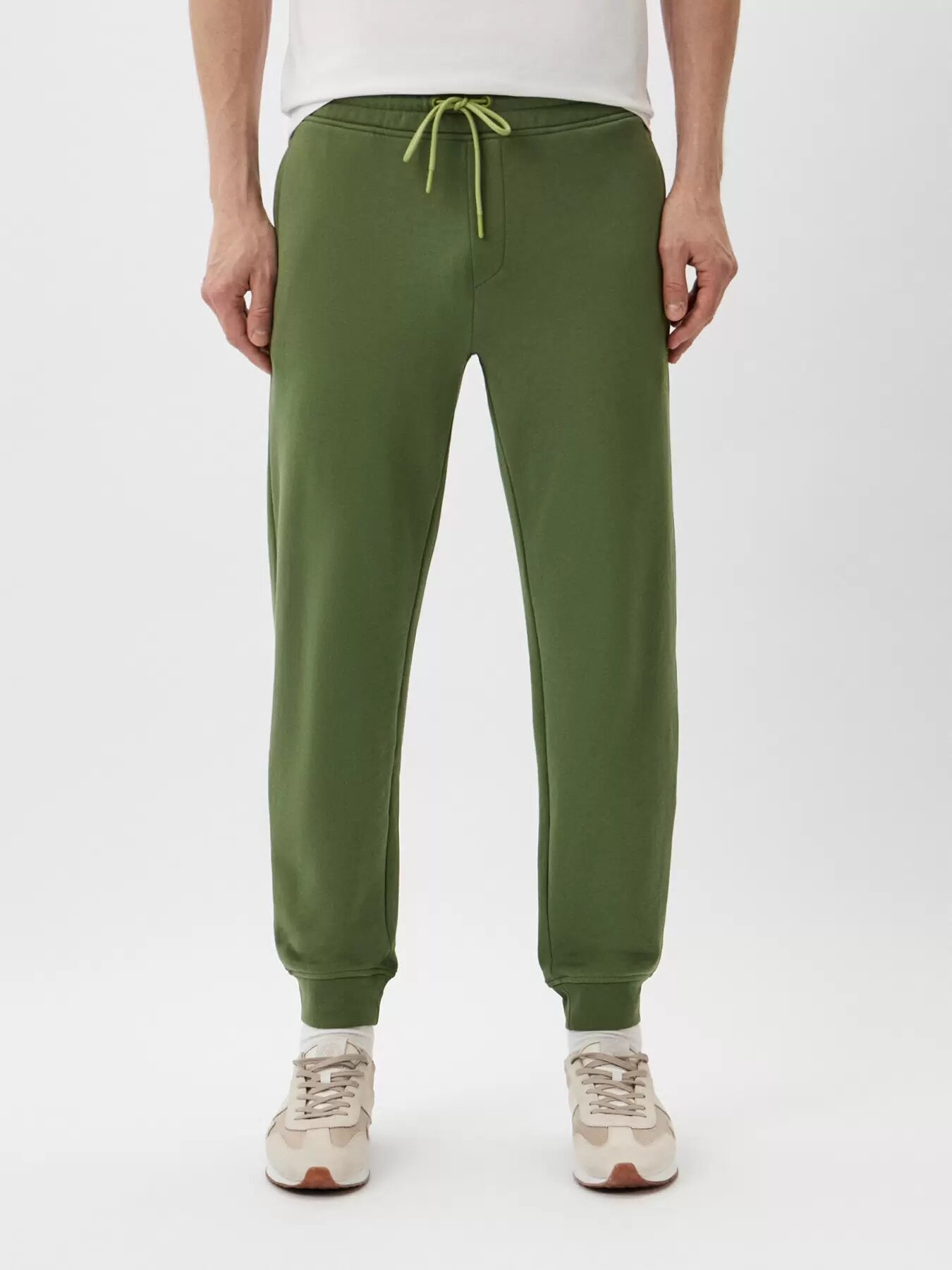 Брюки спортивные