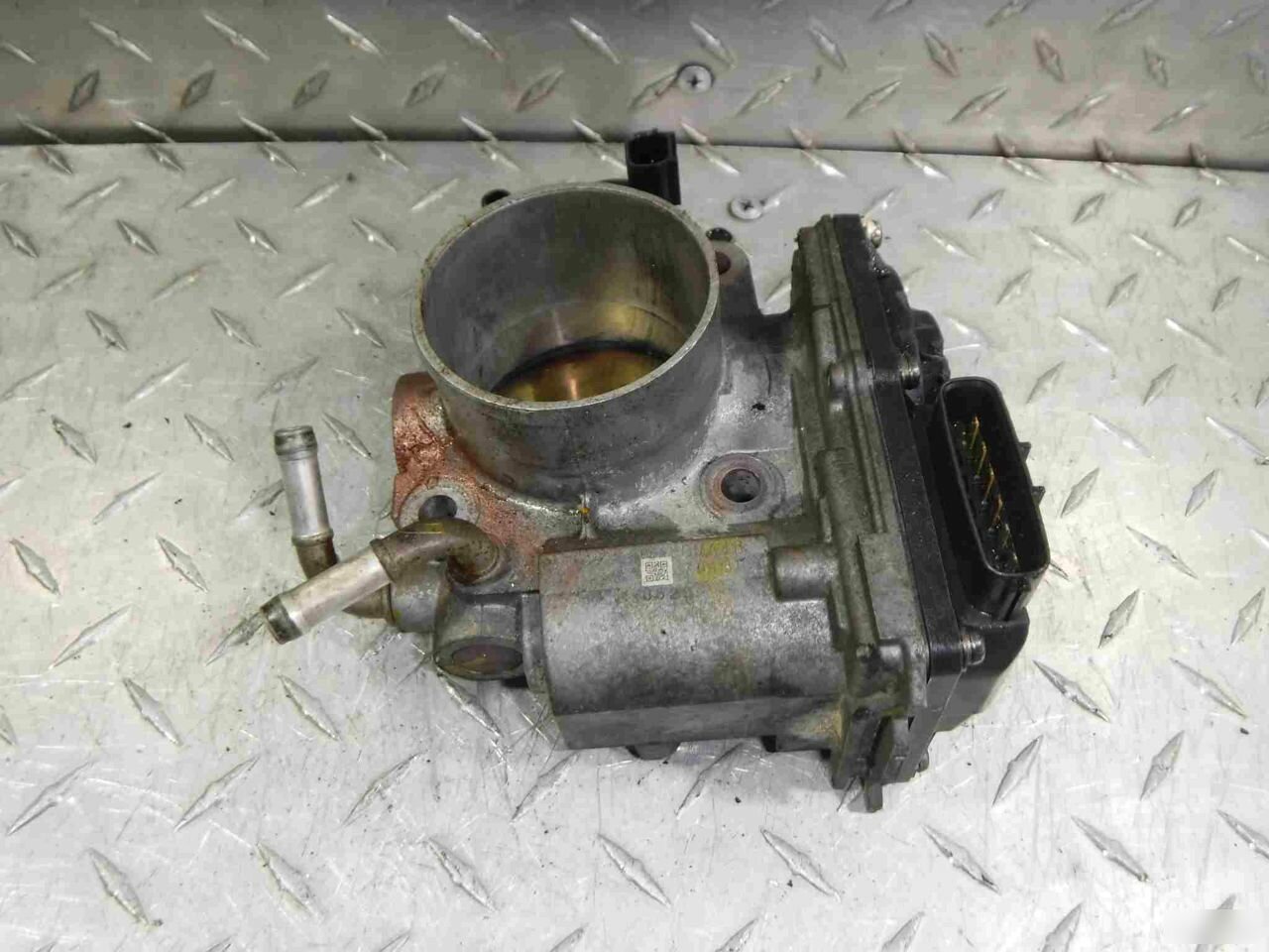 Заслонка дроссельная электрическая Honda Civic VIII (2005—2009) 16400RNAA01