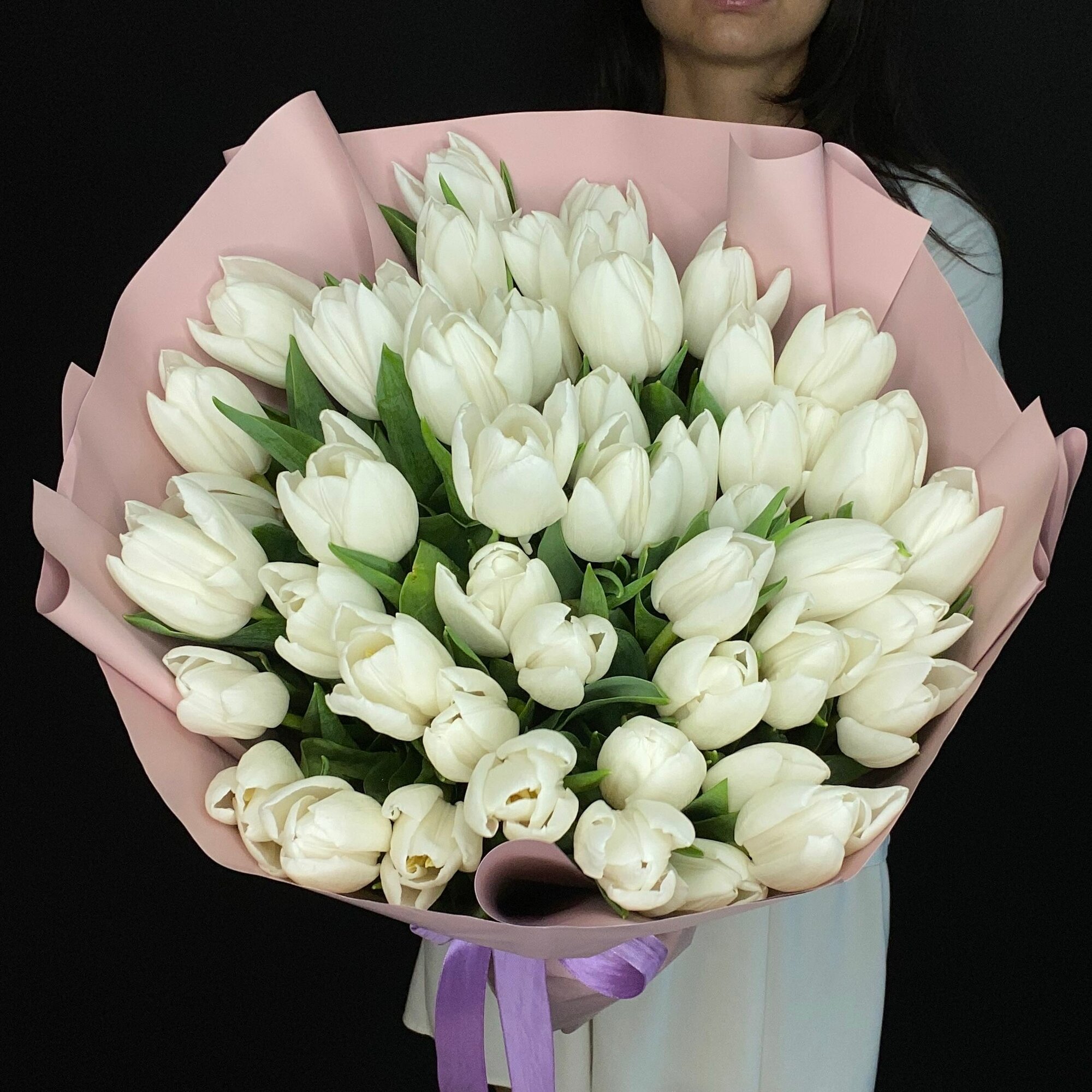 Белые тюльпаны