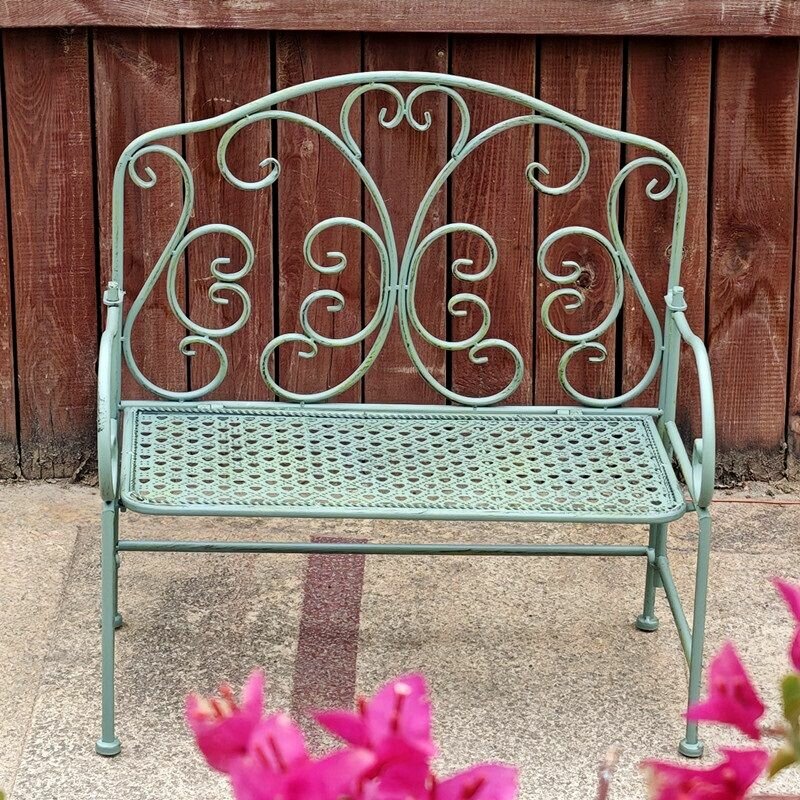 Садовый стул