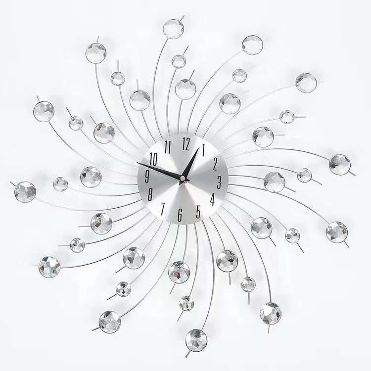 Настенные часы со стразами