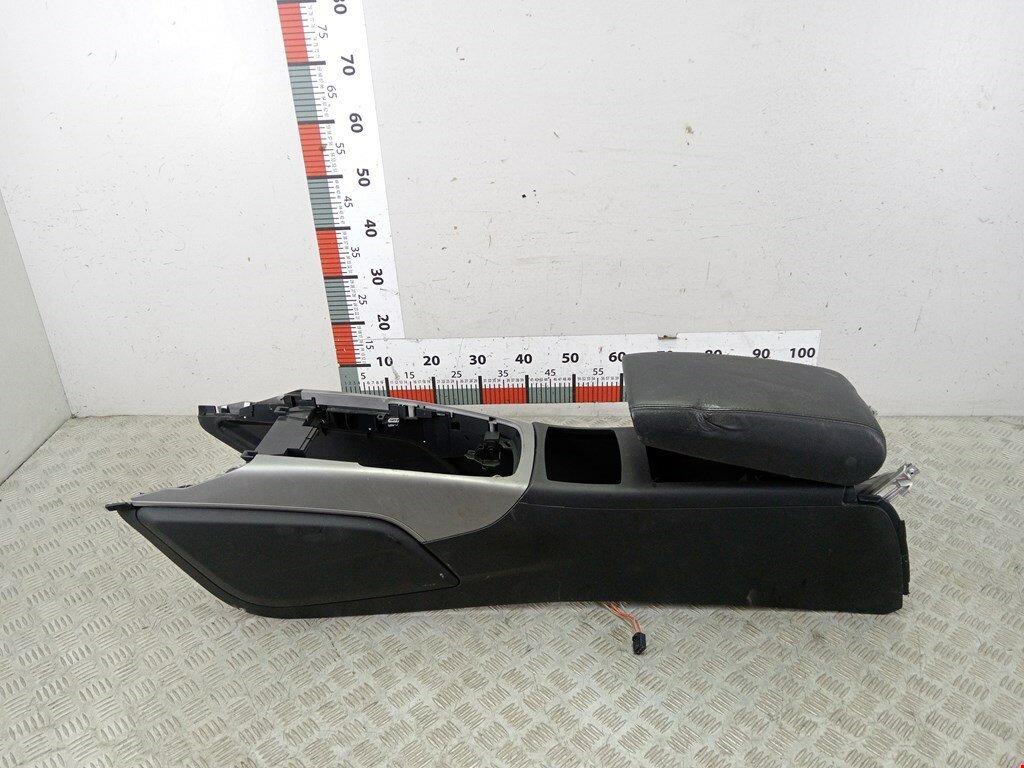 Подлокотник Audi A6 C7 4G0864248D арт. 2262116