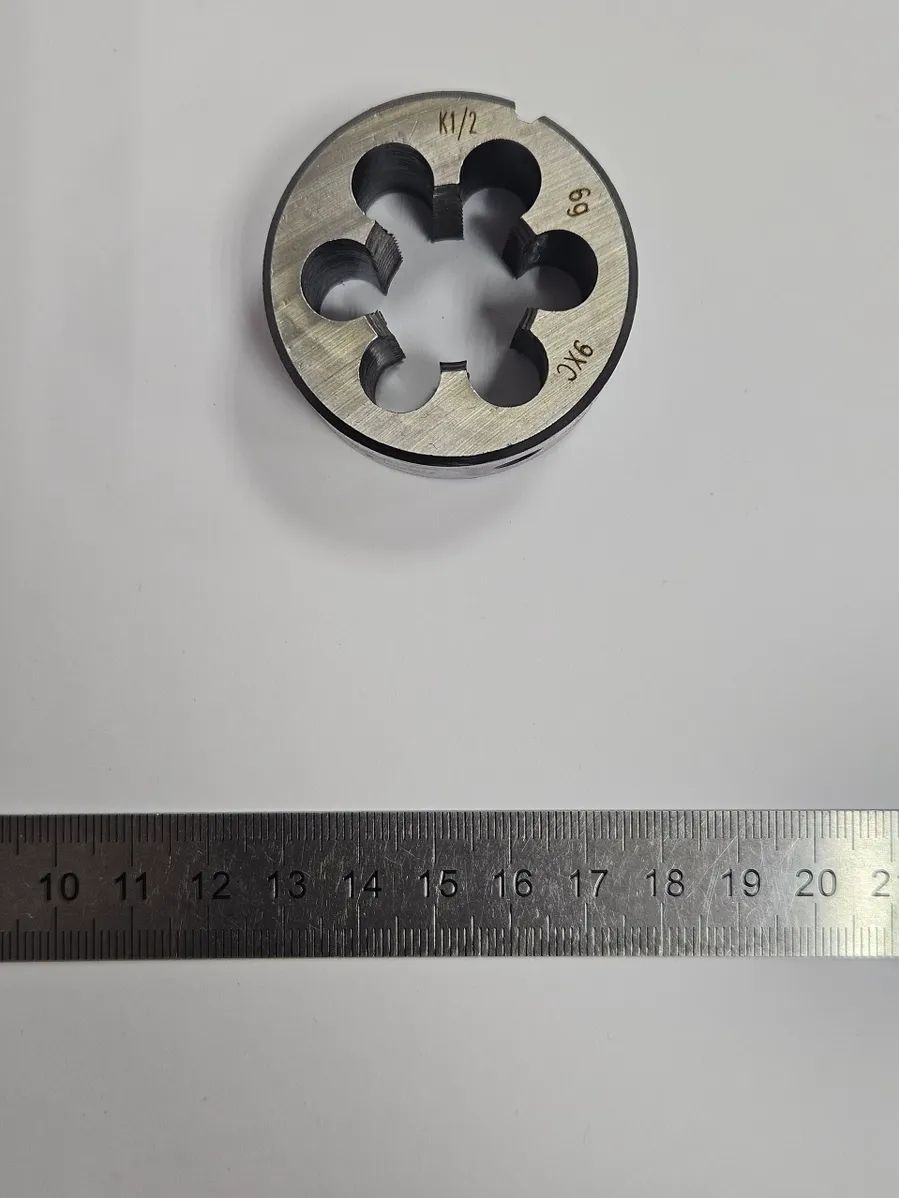 Плашка К 1/2 (NPT) дюймовая коническая правая 9ХС