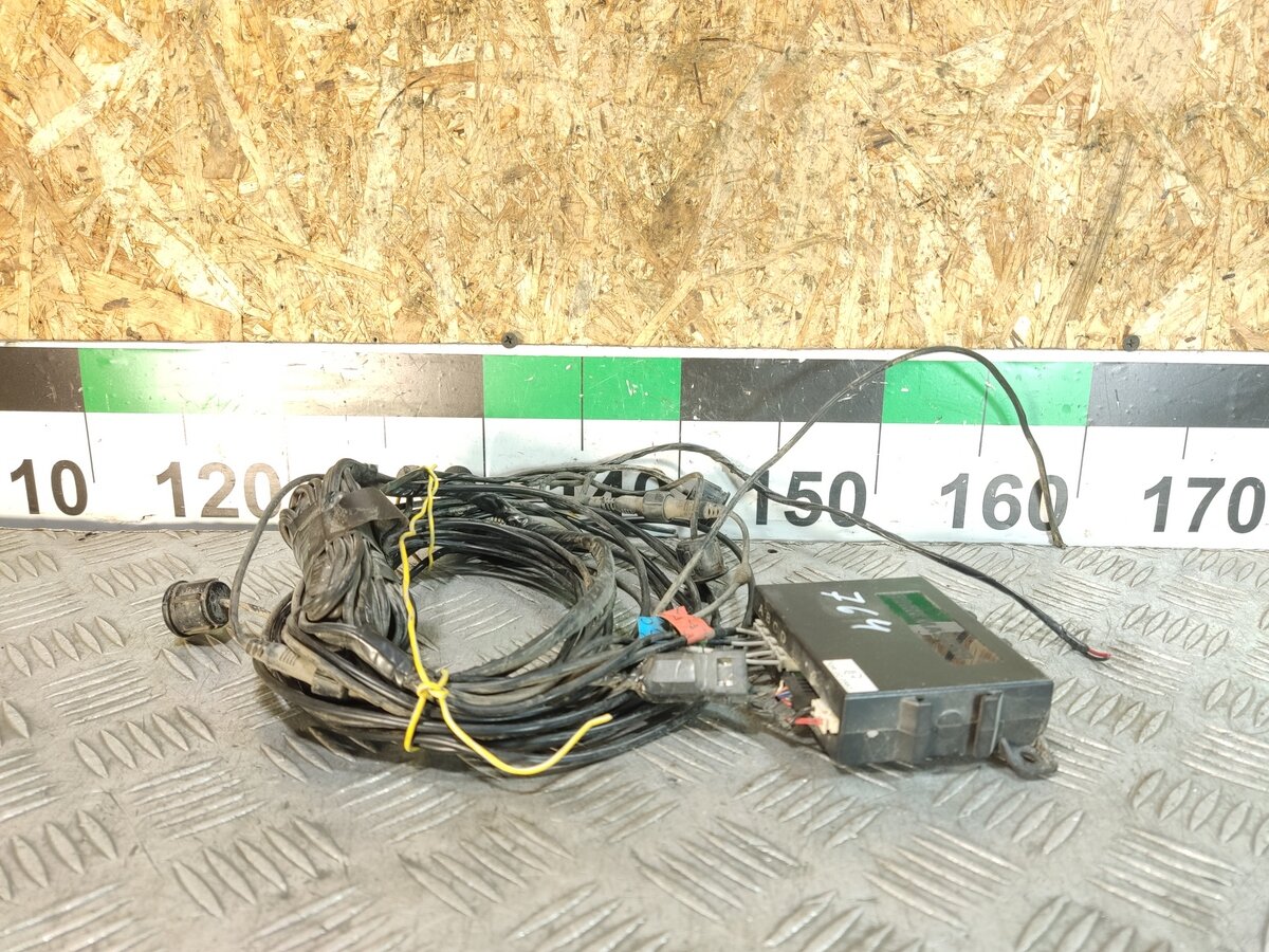 Блок парковки KIA Ceed 2007-2012 957001H100