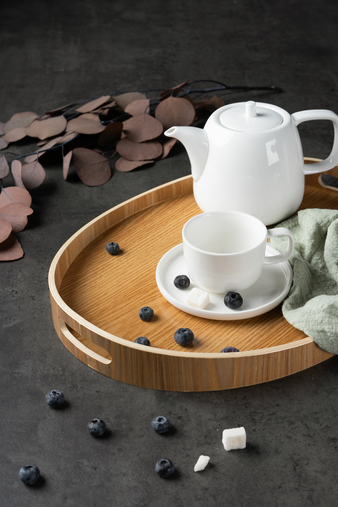 Поднос деревянный для сервировки с ручками 43х33,5х5см