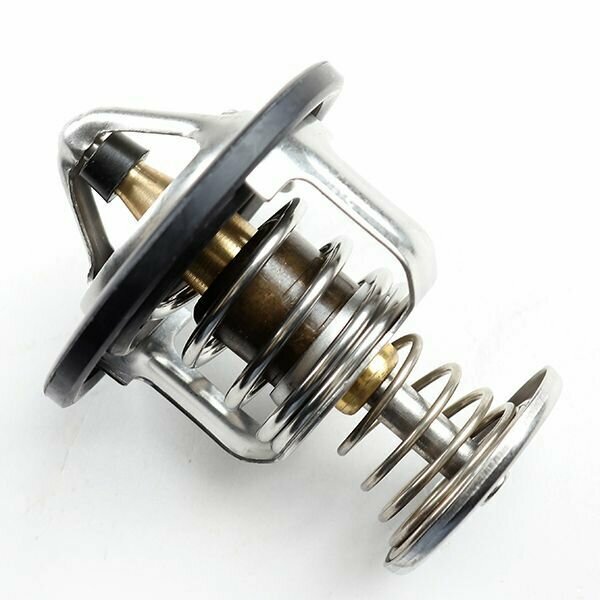 Термостат Sumomoto для Toyota Raize (A200, A210) 1KR-VET (19-); Vitz (KSP130) 1KR-FE (14-); Yaris (KSP210) 1KR-FE (20-); Passo (KGC3_) 1KR-FE (14-), (M700, M710) 1KR-FE (16-23); Tank (M900, M910) 1KR_ (16-)