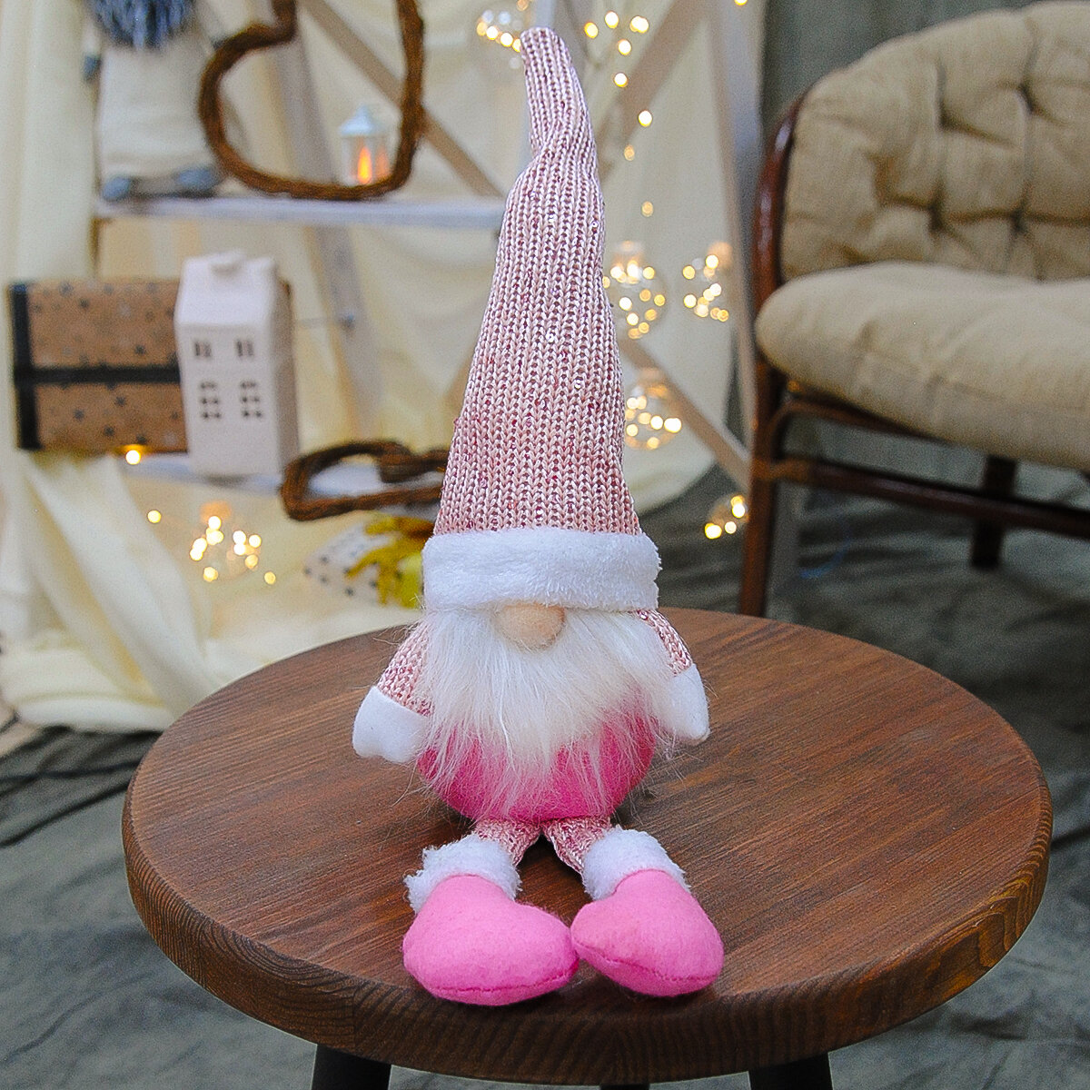 Гном новогодний, крупняшка с короткими ножками