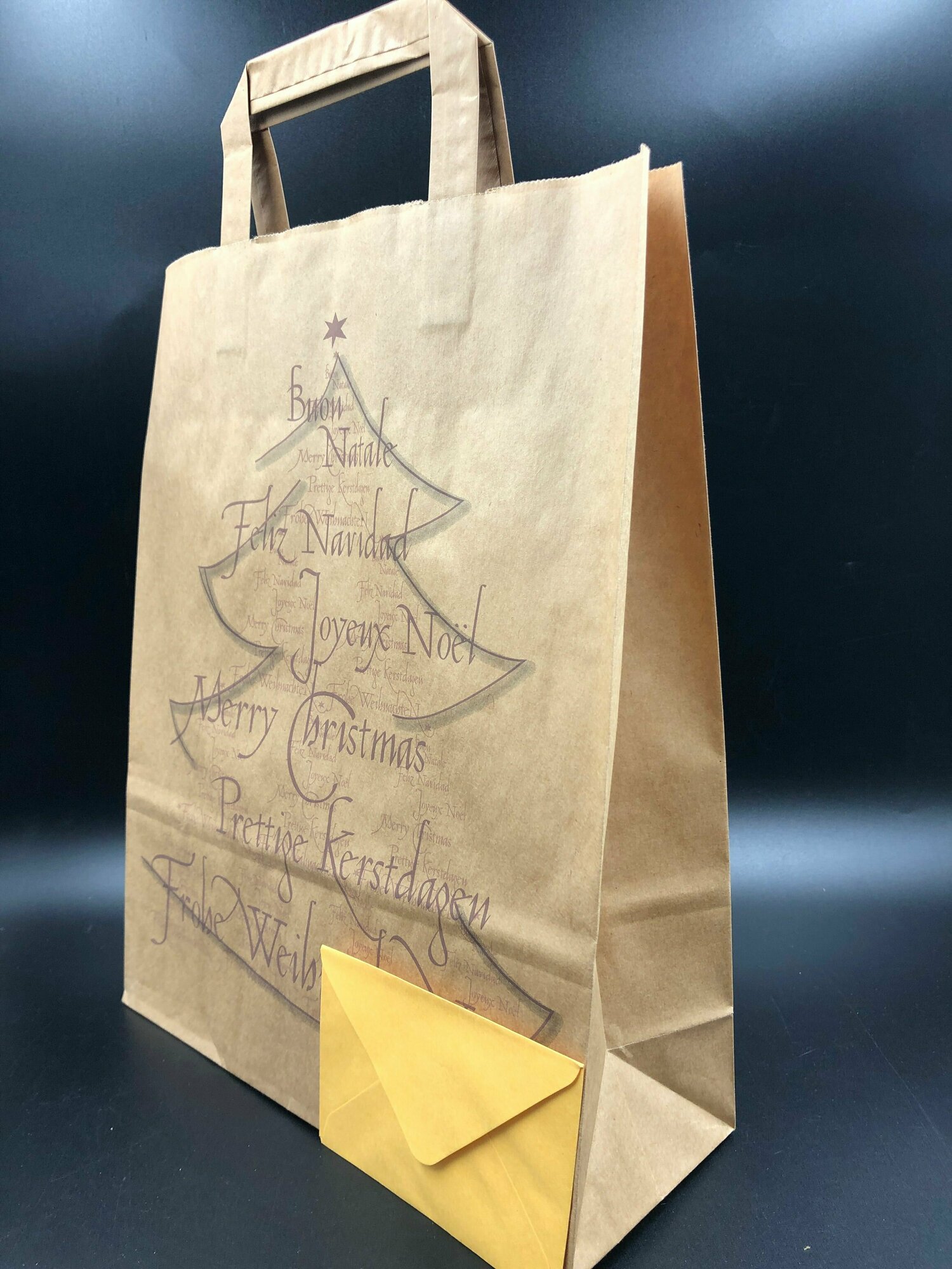 Пакет + конверт Новогодний по 25 шт. Topcraft Ёлка, крафт пакет 260х330х100 мм арт.82, конверт под визитку 78х110 мм оранжевый дизайнерский с треугольным клапаном