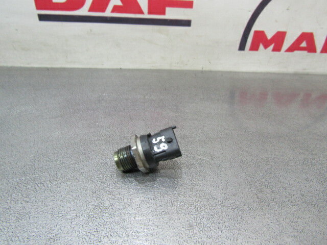 Датчик давления топлива MAN TGA, TGX, TGS, есть повреждение