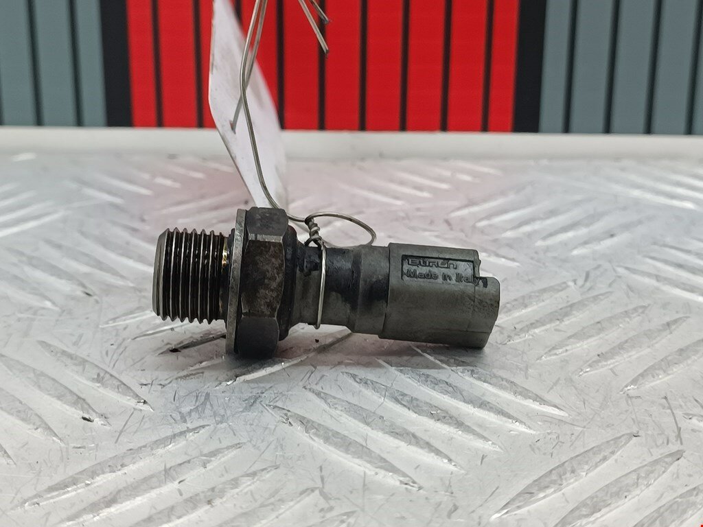 Датчик давления масла Ford C-MAX 1 2S6Q9278AB арт. 2047514