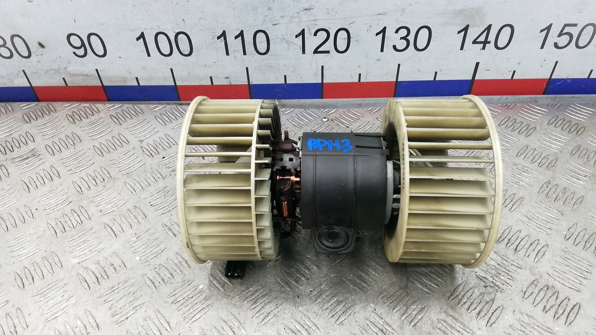 Моторчик печки BMW X5 E53, Номер 64118385558