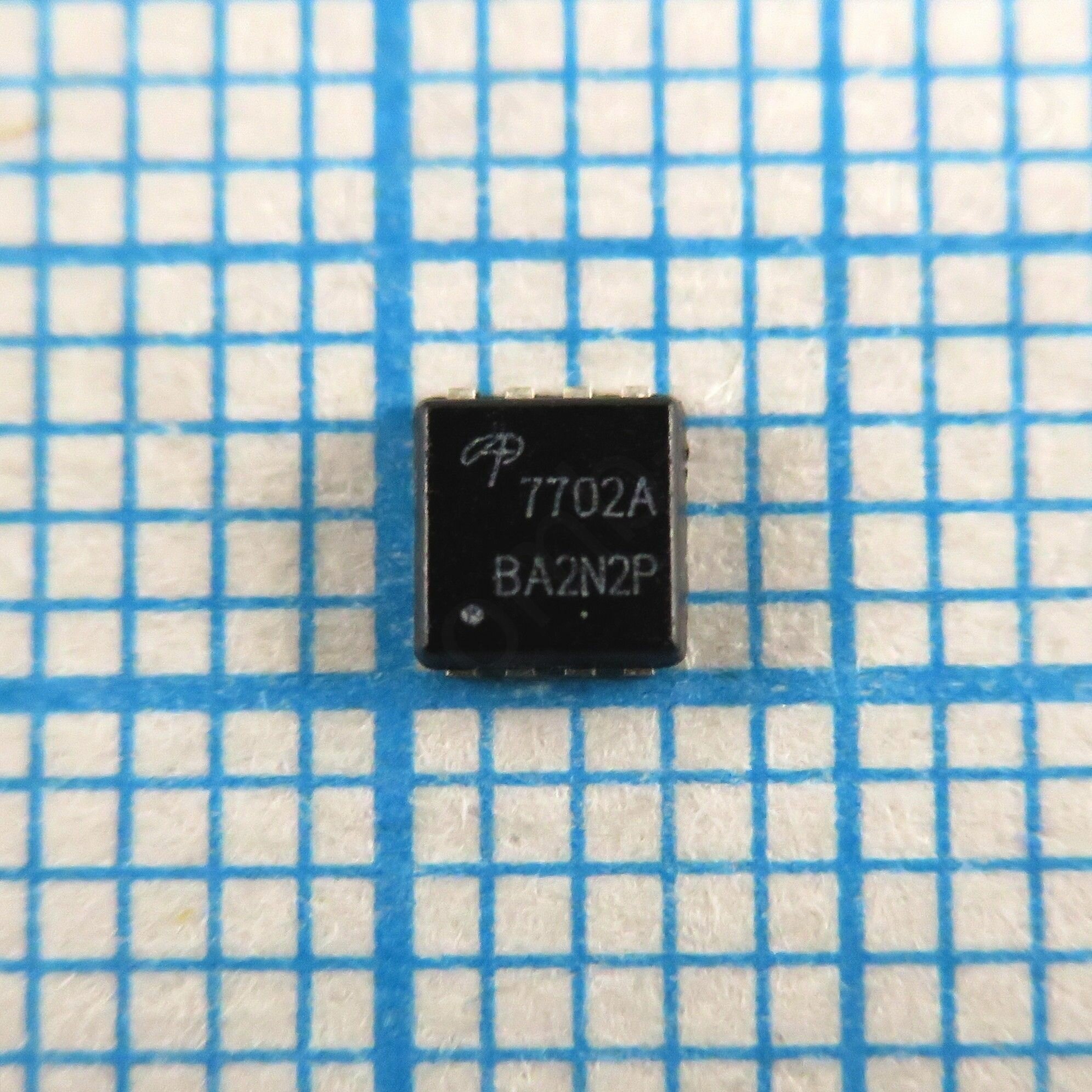 AON7702A 7702A 30V 37A DFN3X3A - N-канальный транзистор