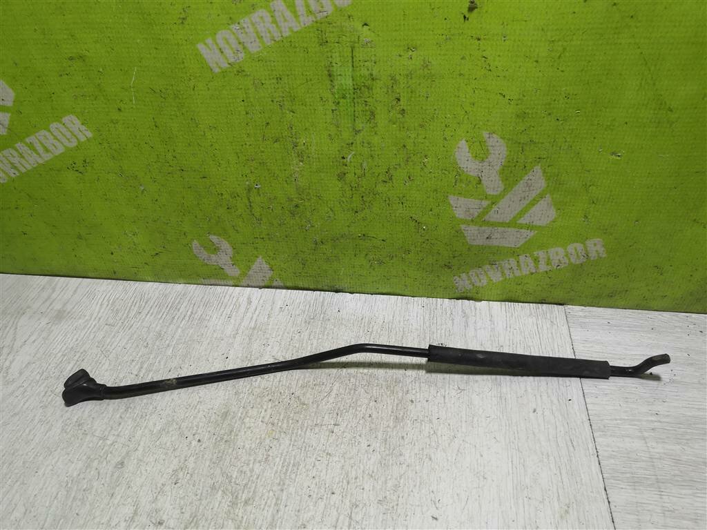 Держатель капота Hyundai Accent 2 (+тагаз) 00-12